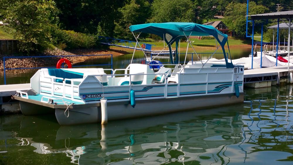 North Georgia JC TriToon Boat Dealer - Boundary Waters Resort