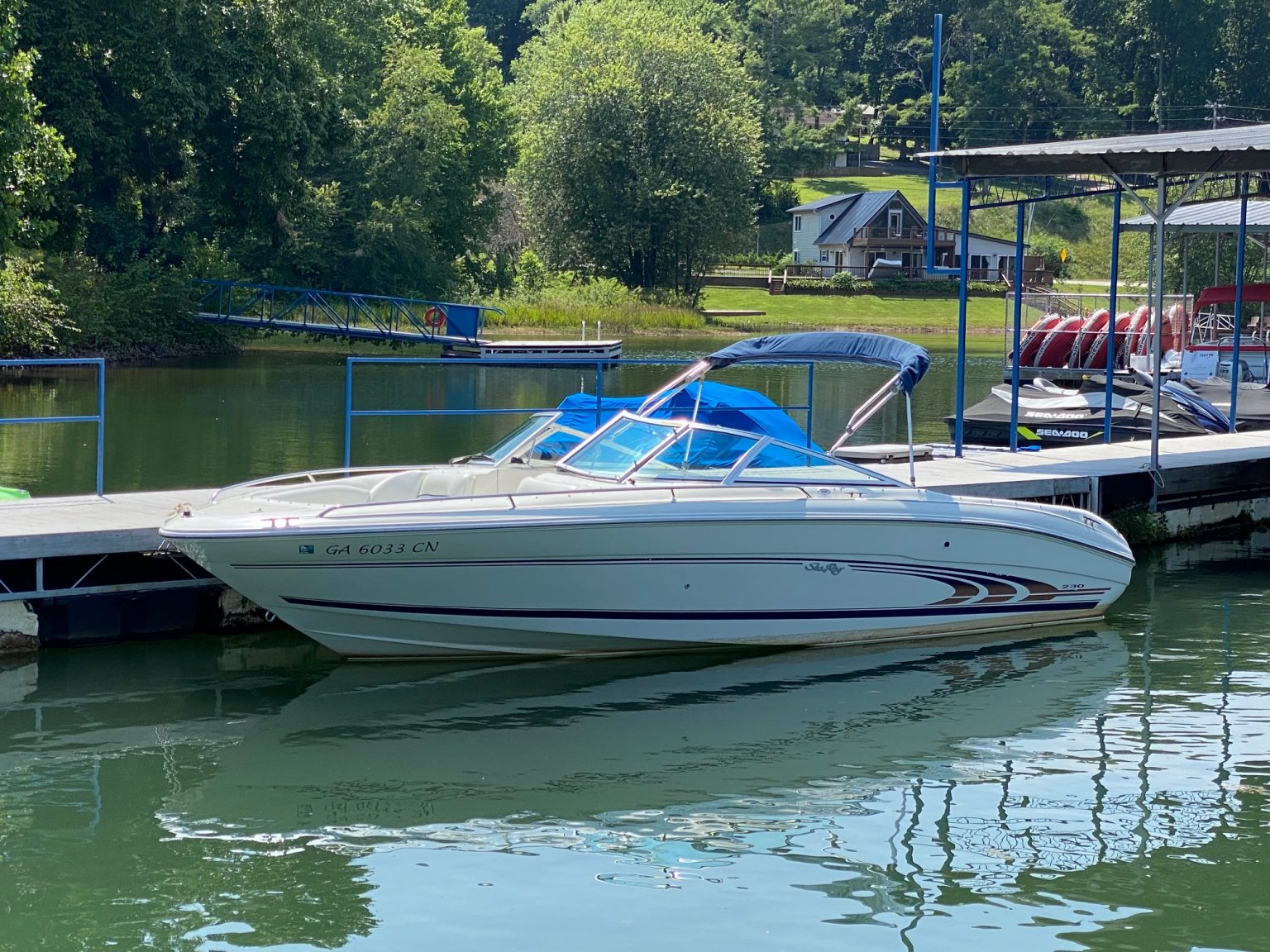 1998 Sea Ray 230 Signature Select - Boundary Waters Marina