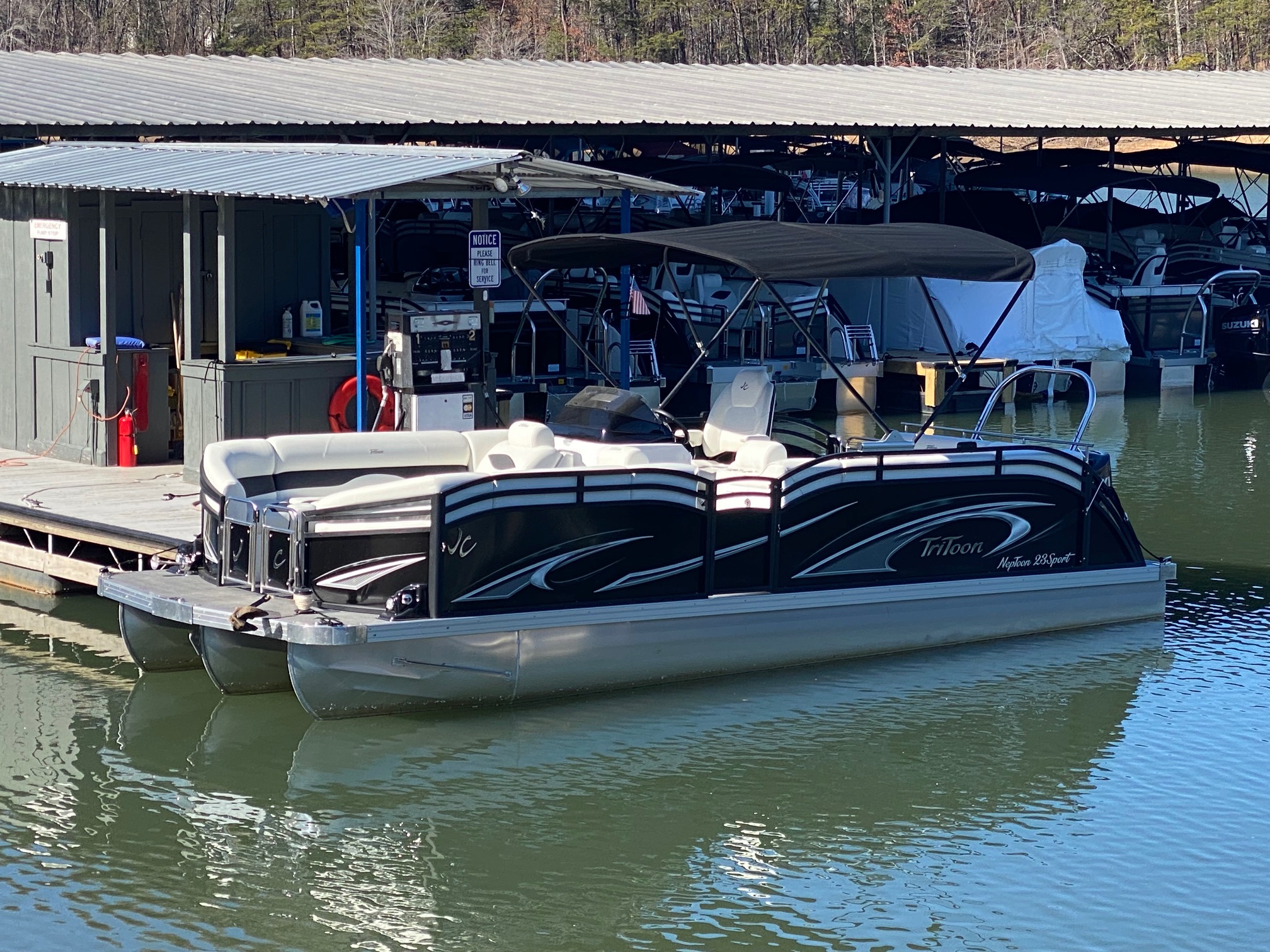 2023 JC TriToon NepToon Sport 23TT Suzuki 200 - Boundary Waters Marina